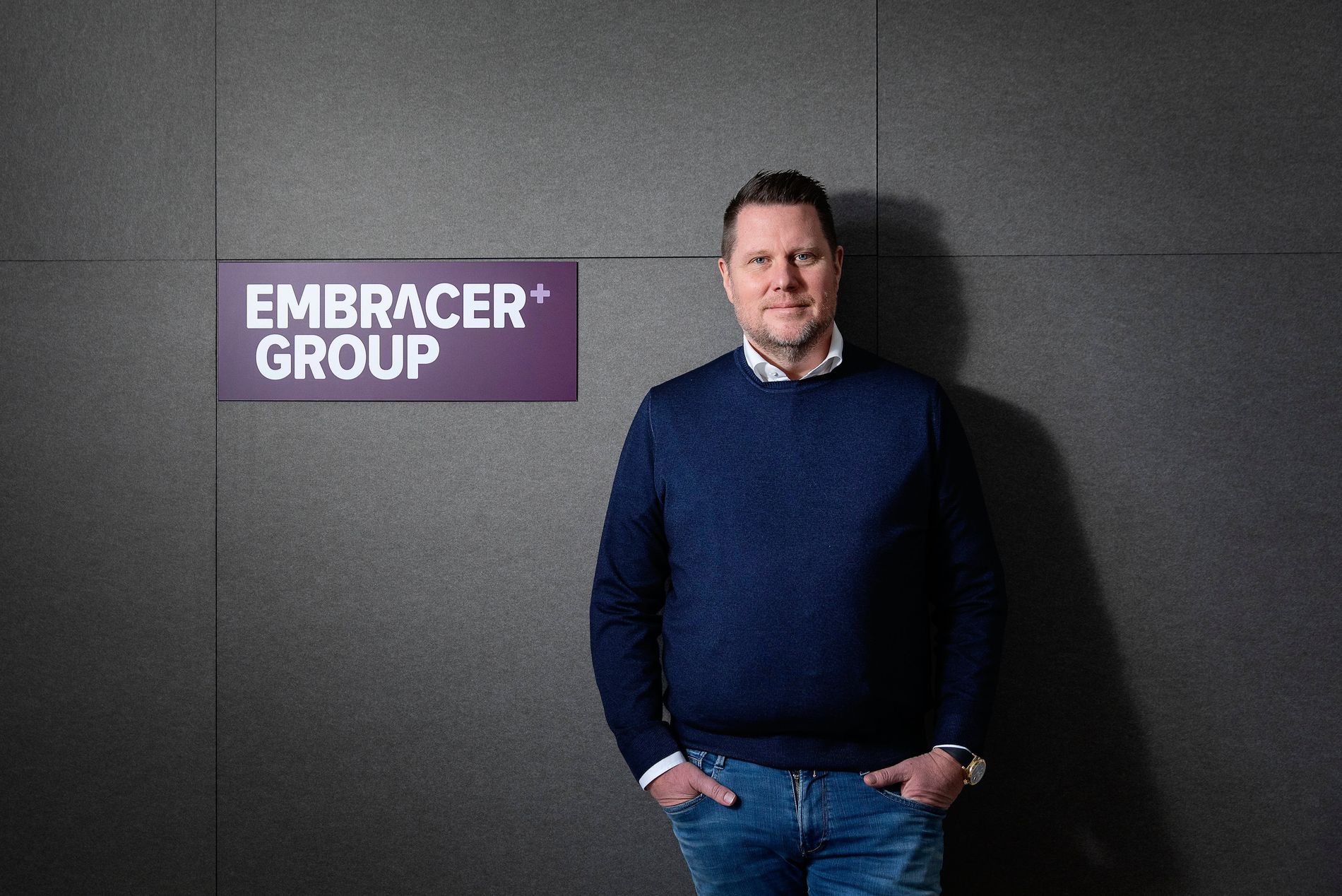 رئيس Embracer Group يرد على تساؤلات العودة لشراء استوديوهات جديدة | VGA4A